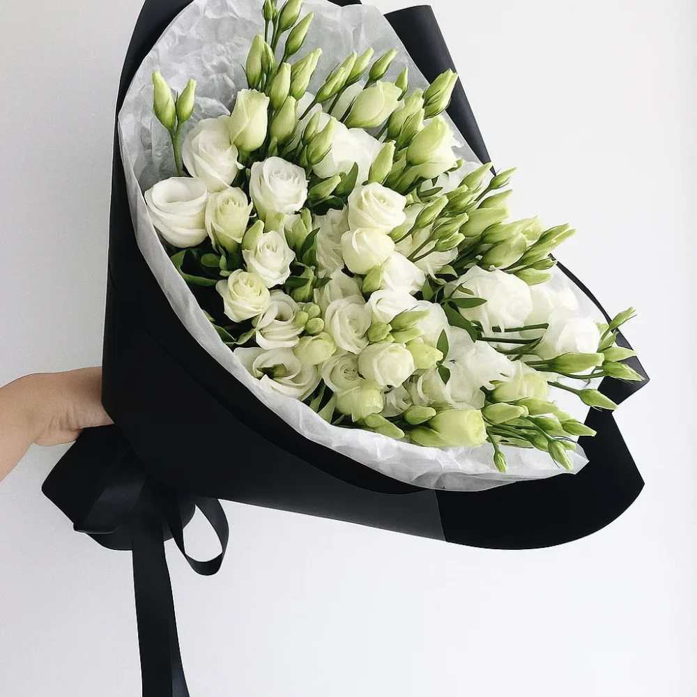 Decentný smútočna kytica - Veľkosť: M